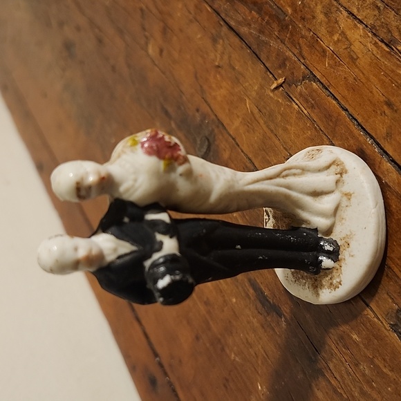 Source Unknown | Art | Vintage Porcelain Wedding Cake Topper Bride ...